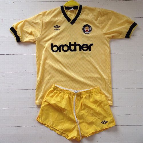 Manchester City Kit History - Football Kit Archive