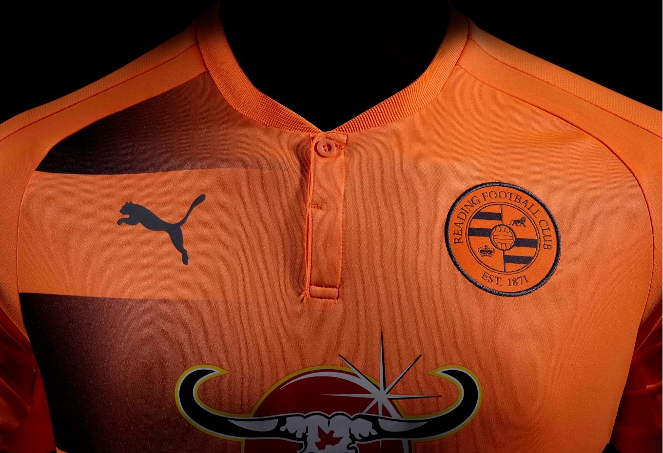 Reading 2017-18 Away Kit