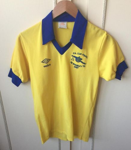 FA Cup Kit History - Football Kit Archive