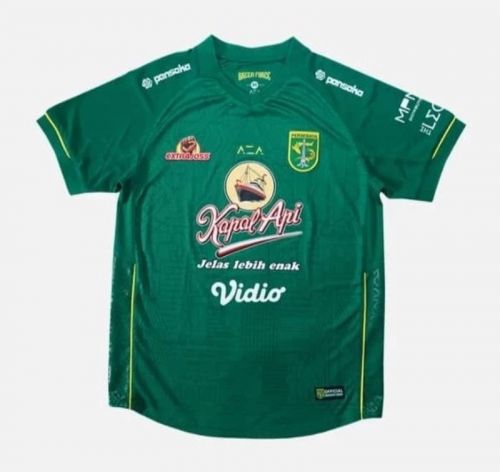 Persebaya Surabaya 2021-22 Kits