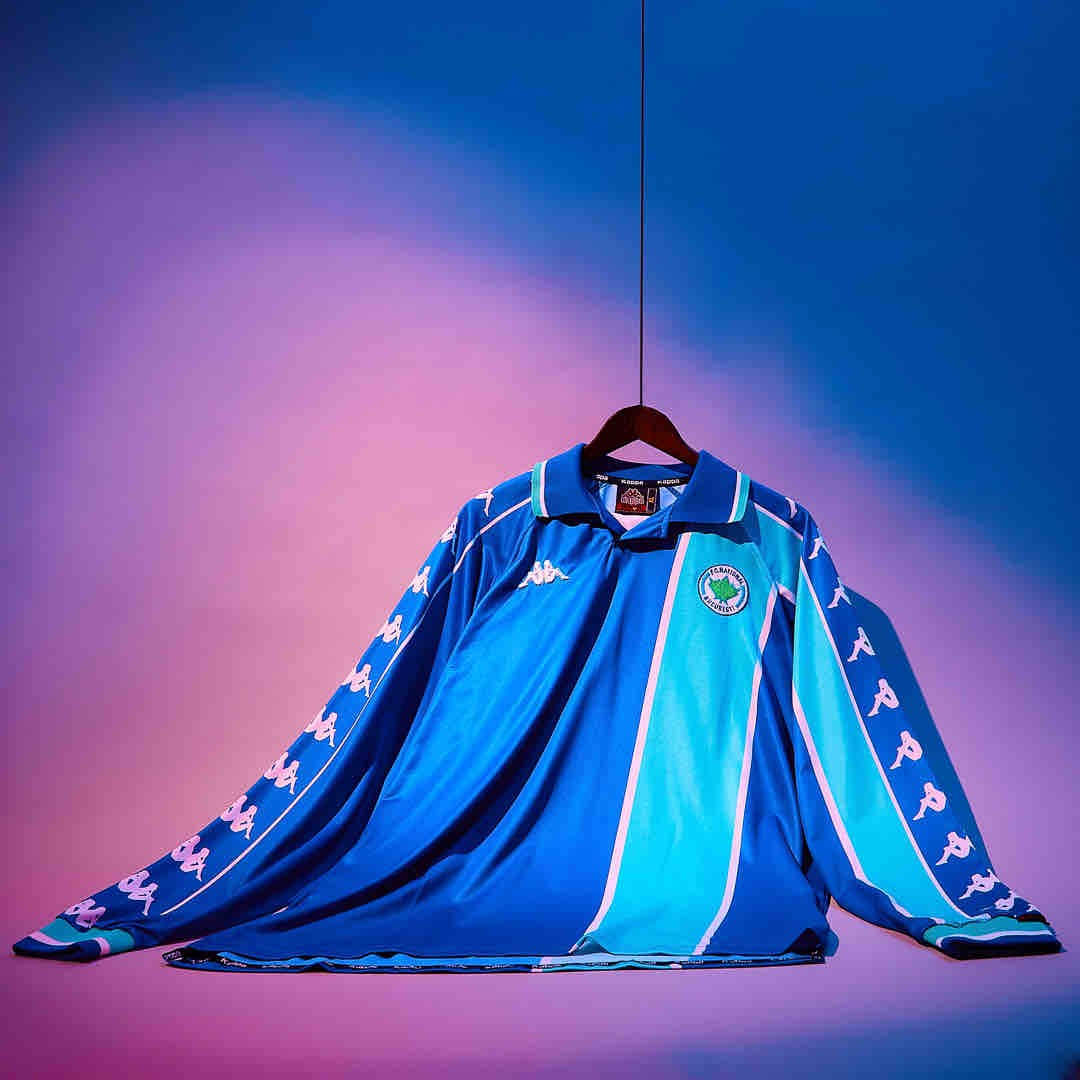 Progresul București 2002-03 Home Kit