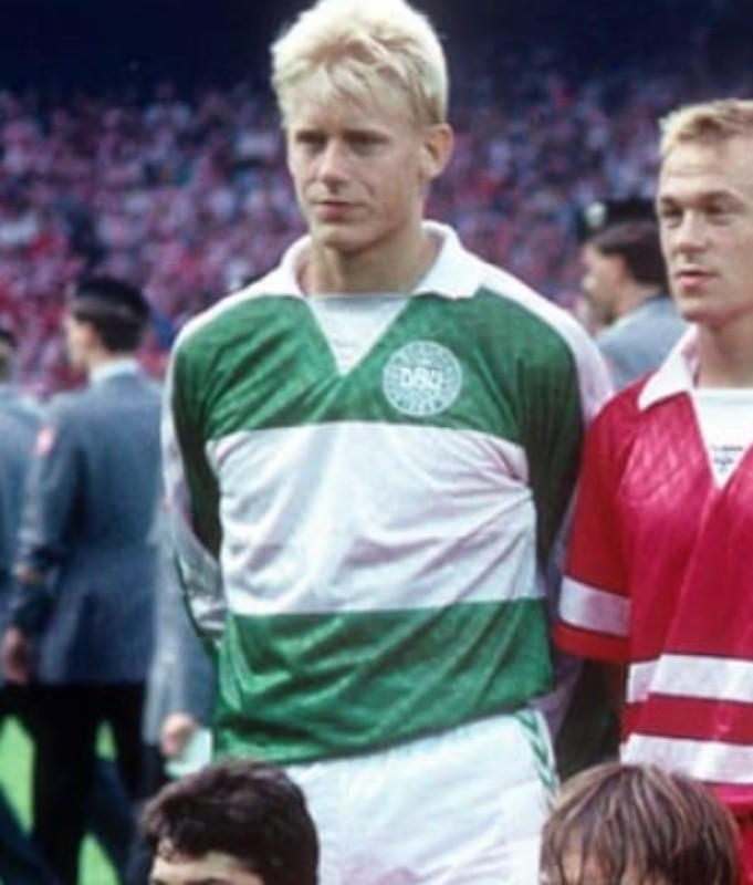 Denmark 1988 GK 2 Kit