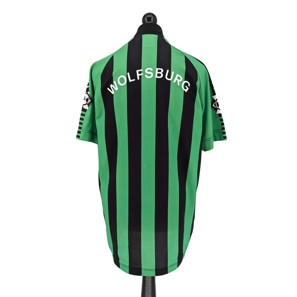 VfL Wolfsburg 1995-96 Away Kit