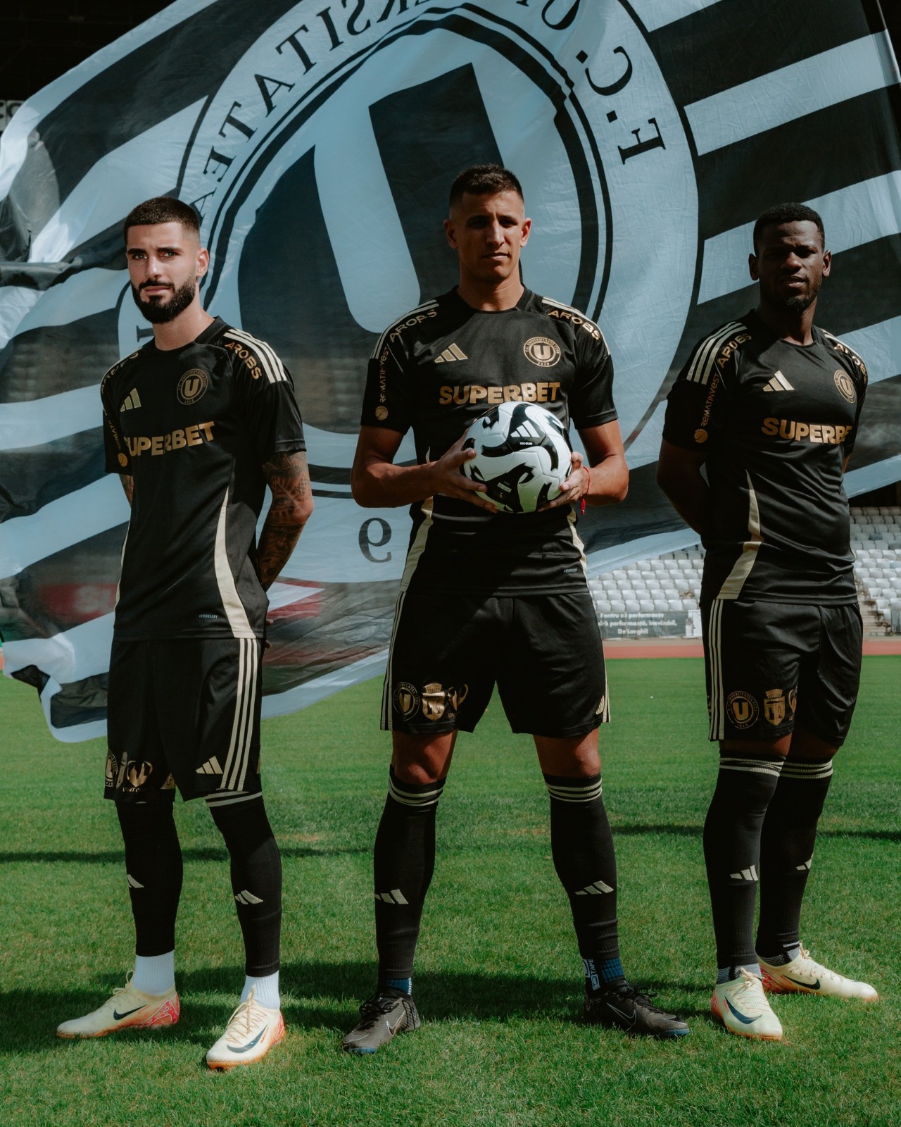 Universitatea Cluj 2024-25 Away Kit