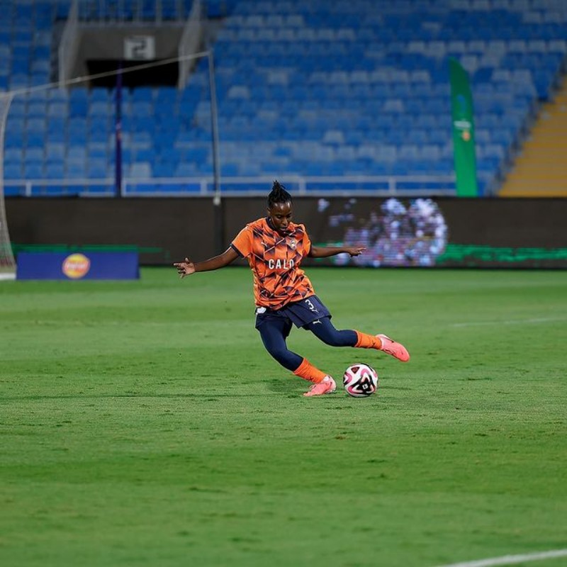 Eastern Flames FC 2024-25 Heimtrikot