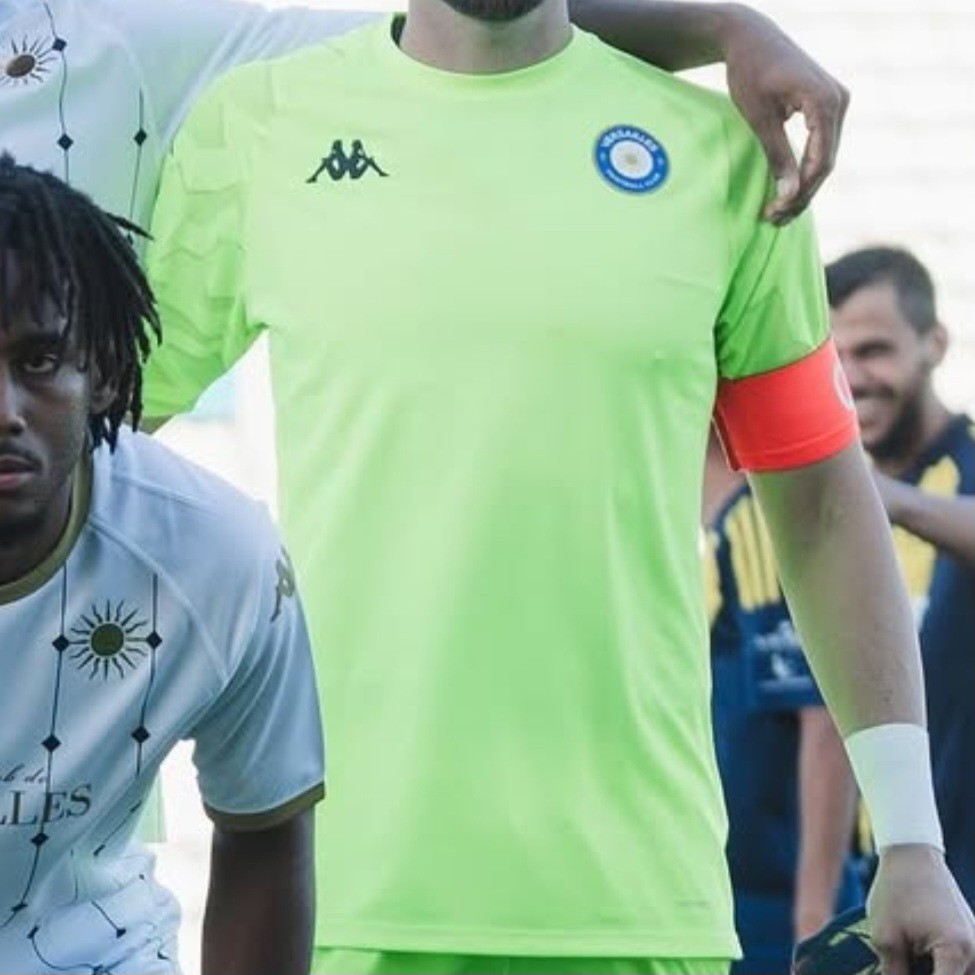 FC Versailles 2024-25 GK Home Kit