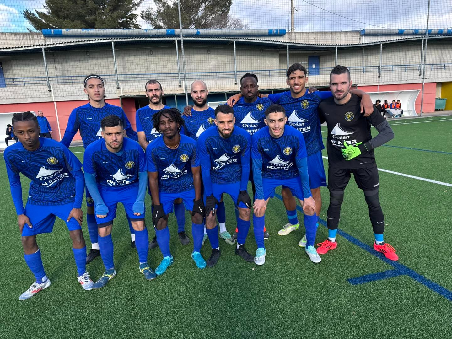 JS Chemin Bas d'Avignon 2024-25 门将球衣 1 球衣