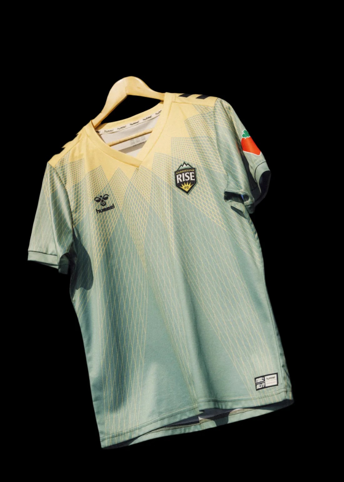 Vancouver Rise FC 球衣历史 - Football Kit Archive