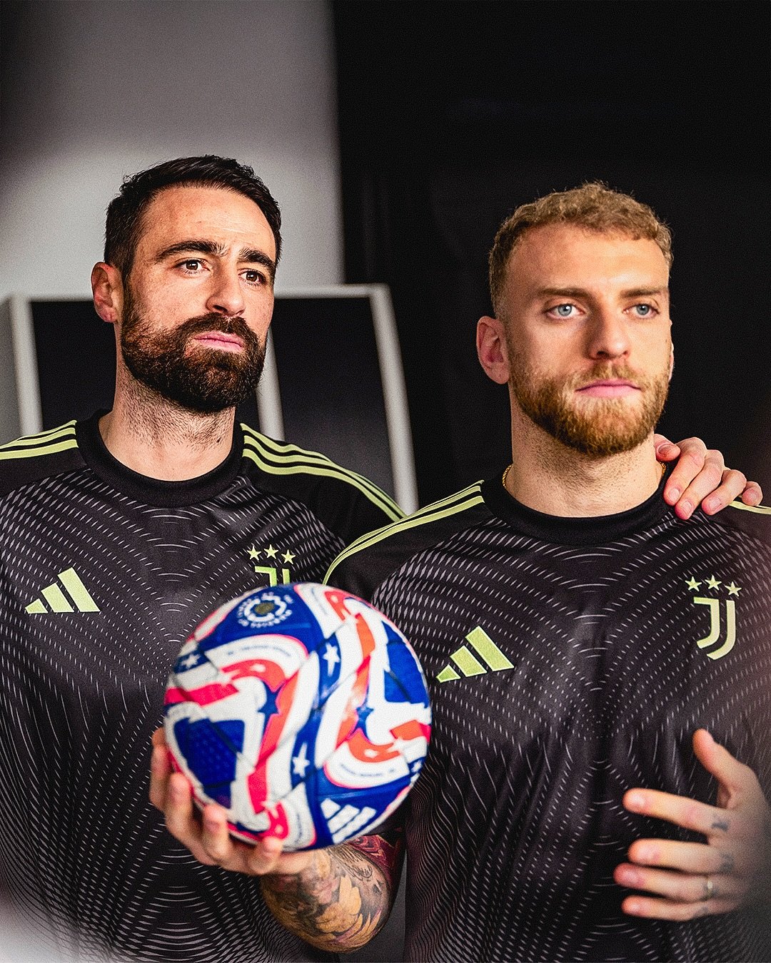 Juventus FC 2025-26 GK 2 Kit
