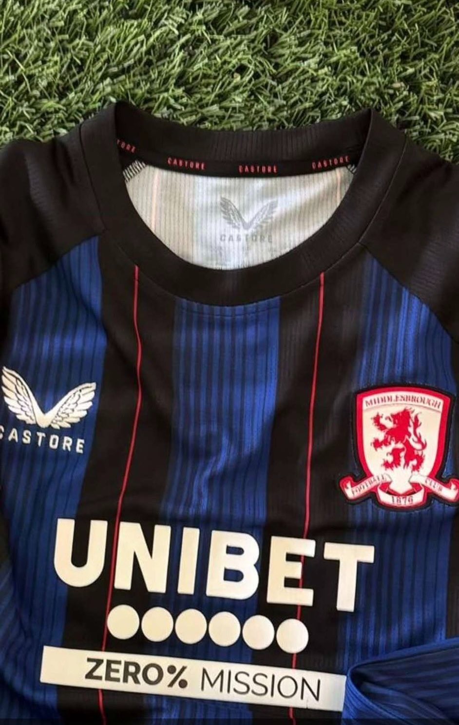 Middlesbrough 2025-26 Away Kit