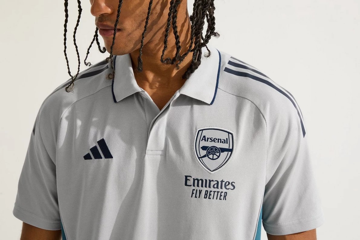 Arsenal FC 2025-26 Travel 2