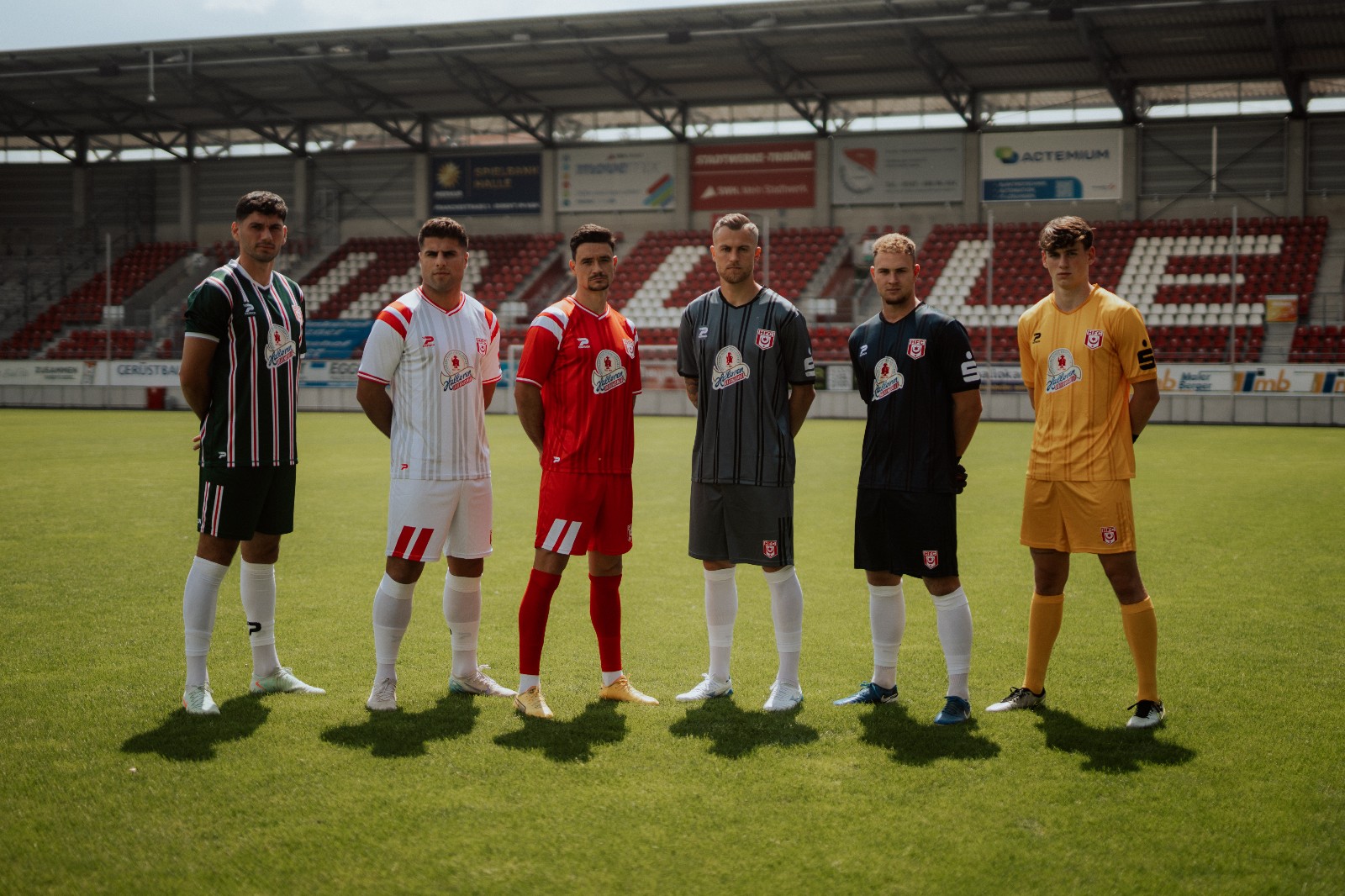 Hallescher FC 2025-26 GK 1 Kit